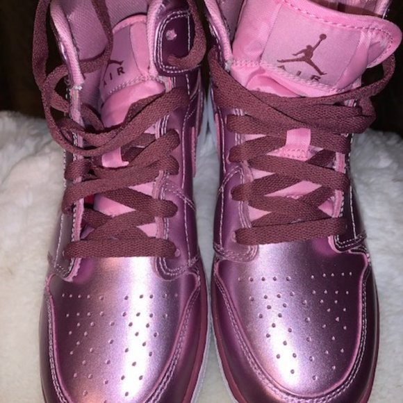 Nike | Shoes | Nike Air Jordan Mid Se Girls Youth Sneakers | Poshmark